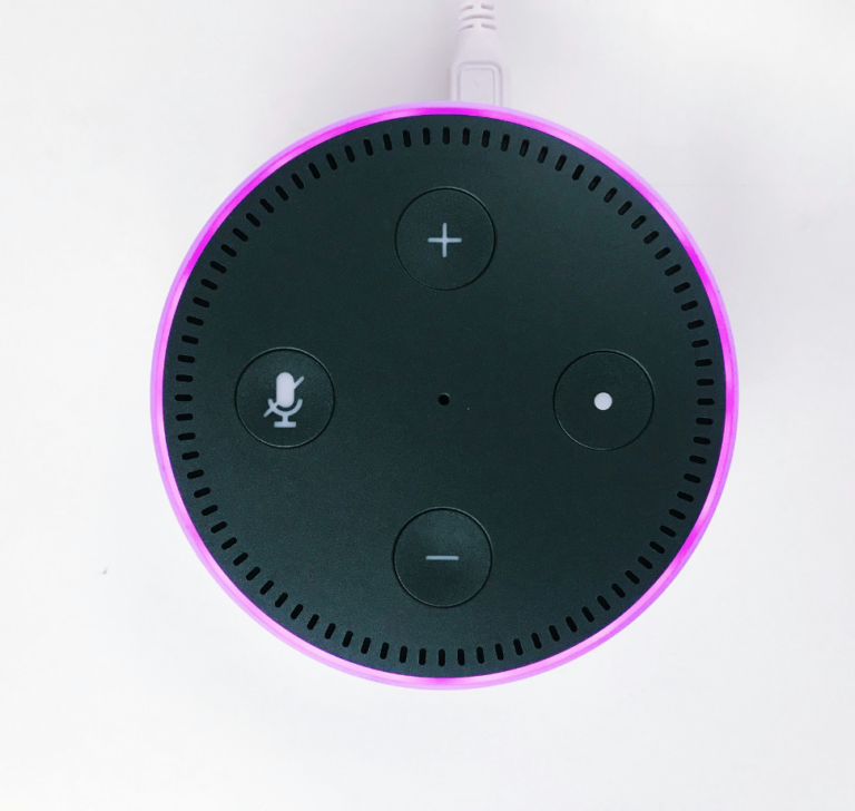 Alexa, Siri und Co. – welcher Sprachassistent ist der beste? - Smieten Blog